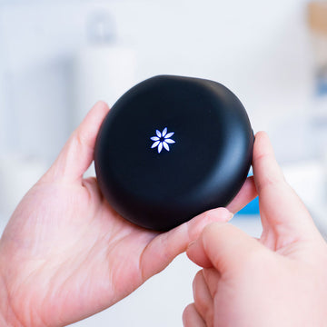 Invisalign™ Cleaning System for Aligners | Invisalign Accessory Store